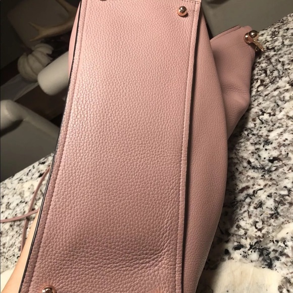 Stuart Weitzman | Bags | Stuart Weitzman Rose Shoulder Bag Tote ...